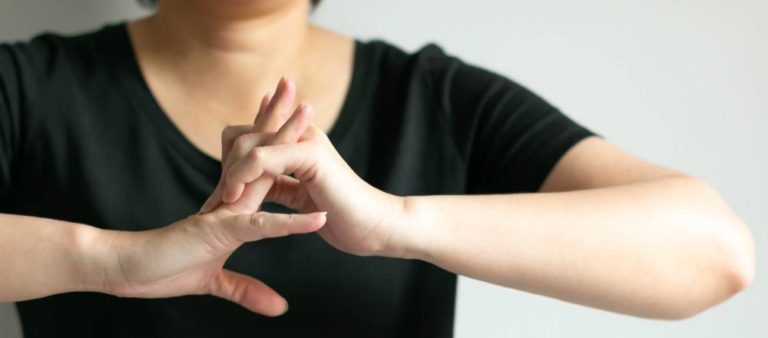 Is Popping Your Joints Bad for You? - Chiropractor Jonesboro AICA